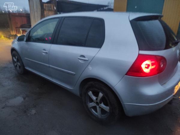 Volkswagen Golf 2004 in Siauliai, with an engine capacity of 1.90 L and mileage of 350 thousand km for 1150 €, photo 5 on AUTOMOTO.COM.LV