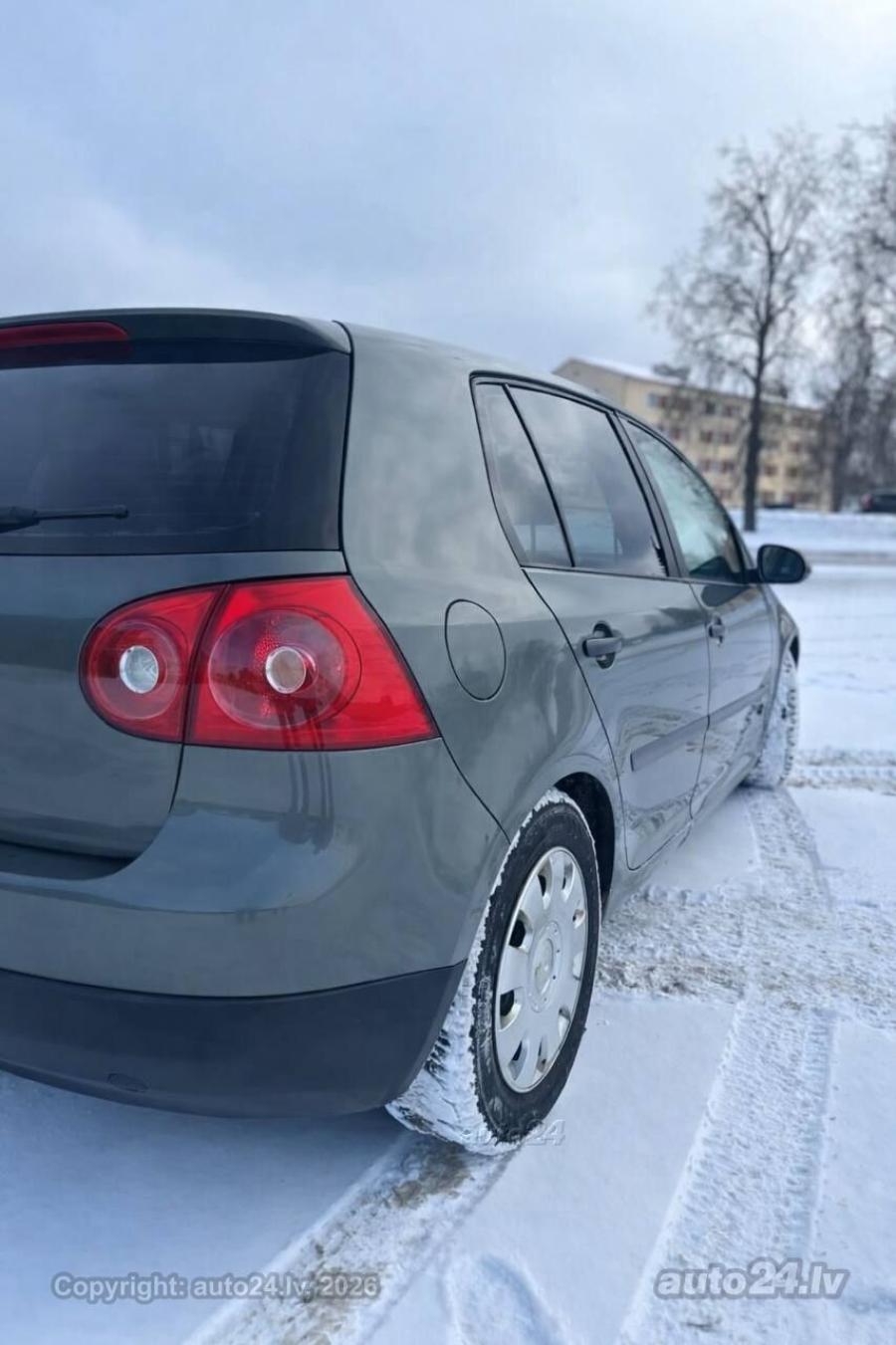 Volkswagen Golf 2004 in Tartu, with an engine capacity of 1.60 L and mileage of 170 thousand km for 2200 €, photo 6 on AUTOMOTO.COM.LV