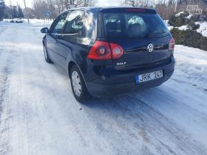 Volkswagen Golf 2004 in Mazeikiai, with an engine capacity of 1.90 L and mileage of 400 thousand km for 850 €, photo 3 on AUTOMOTO.COM.LV