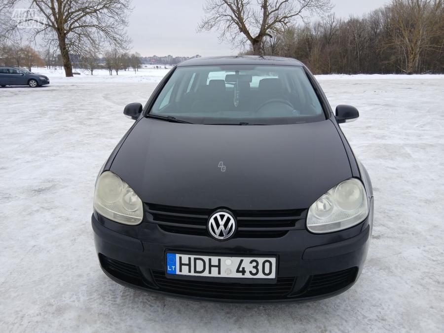 Volkswagen Golf 2004 in Kaunas, with an engine capacity of 1.90 L and mileage of 430 thousand km for 1450 €, photo 2 on AUTOMOTO.COM.LV