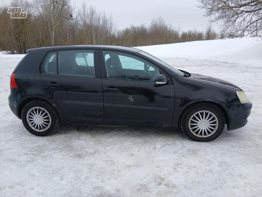Volkswagen Golf 2004 in Kaunas, with an engine capacity of 1.90 L and mileage of 430 thousand km for 1450 €, photo 4 on AUTOMOTO.COM.LV