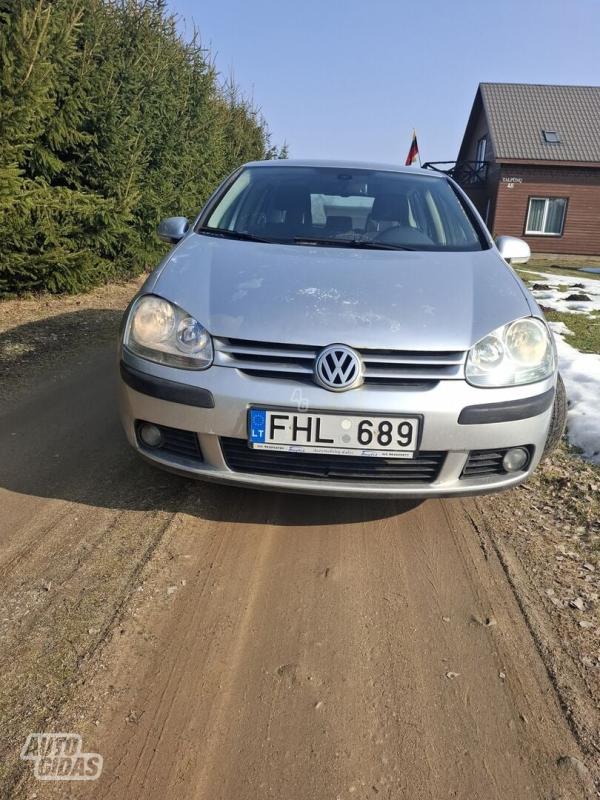 Volkswagen Golf 2004 in Elektrenai, with an engine capacity of 1.90 L and mileage of 392 thousand km for 980 €, photo 4 on AUTOMOTO.COM.LV