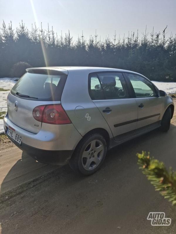 Volkswagen Golf 2004 in Elektrenai, with an engine capacity of 1.90 L and mileage of 392 thousand km for 980 €, photo 7 on AUTOMOTO.COM.LV