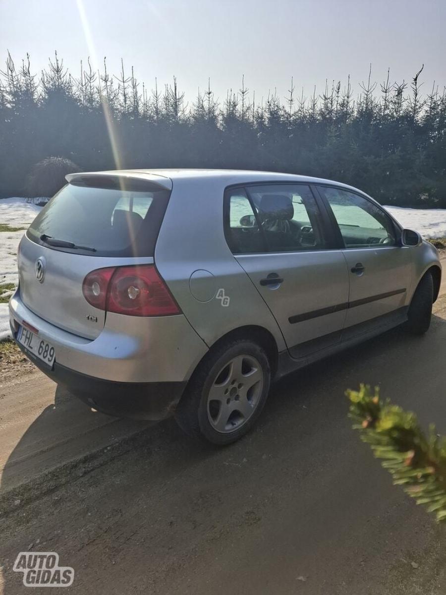 Volkswagen Golf 2004 Elektrėnai, ar dzinēja tilpumu 1.90 L un nobraukumu 385 tūkst. km par 990 €, foto 7 vietnē AUTOMOTO.COM.LV