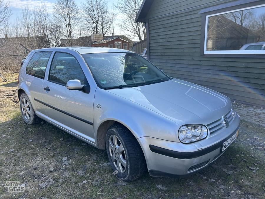 Volkswagen Golf 2004 Ukmergė, ar dzinēja tilpumu 1.90 L un nobraukumu 238 tūkst. km par 1500 €, foto 3 vietnē AUTOMOTO.COM.LV