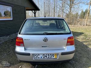 Volkswagen Golf 2004 Ukmergė, ar dzinēja tilpumu 1.90 L un nobraukumu 238 tūkst. km par 1500 €, foto 5 vietnē AUTOMOTO.COM.LV