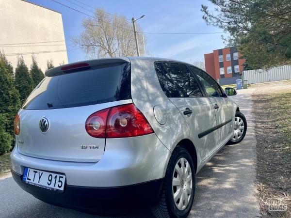 Volkswagen Golf 2004 Kauņa, ar dzinēja tilpumu 1.90 L un nobraukumu 310 tūkst. km par 1650 €, foto 1 vietnē AUTOMOTO.COM.LV