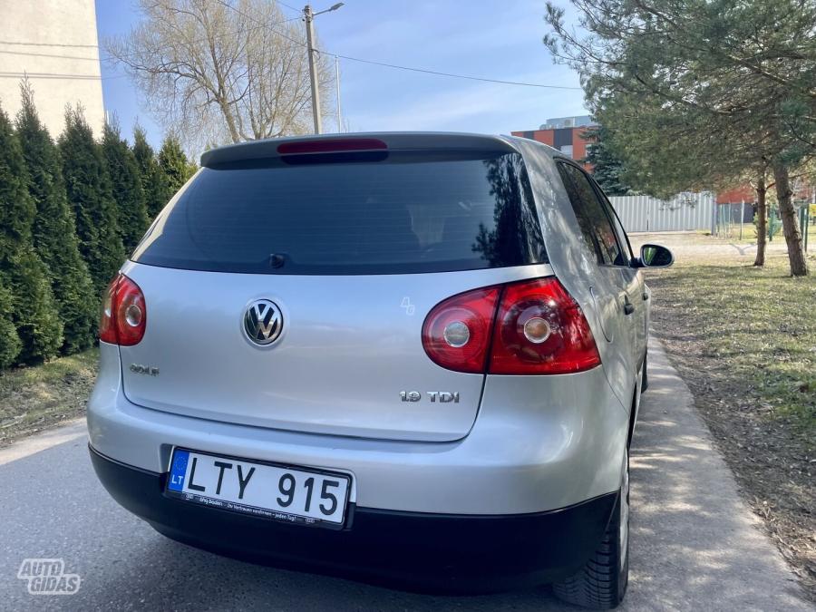 Volkswagen Golf 2004 Kauņa, ar dzinēja tilpumu 1.90 L un nobraukumu 310 tūkst. km par 1650 €, foto 20 vietnē AUTOMOTO.COM.LV