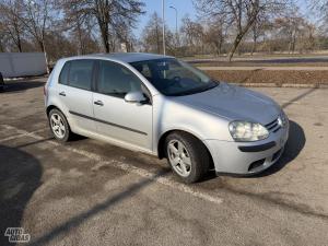 Volkswagen Golf 2004 in Kaunas, with an engine capacity of 1.90 L and mileage of 389 thousand km for 1850 €, photo 4 on AUTOMOTO.COM.LV