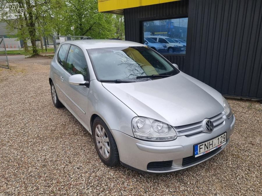 Volkswagen Golf 2004 Kauņa, ar dzinēja tilpumu 1.90 L un nobraukumu 376 tūkst. km par 1500 €, foto 1 vietnē AUTOMOTO.COM.LV