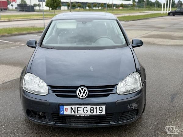 Volkswagen Golf 2004 in Panevezys, with an engine capacity of 1.90 L and mileage of 382 thousand km for 450 €, photo 2 on AUTOMOTO.COM.LV