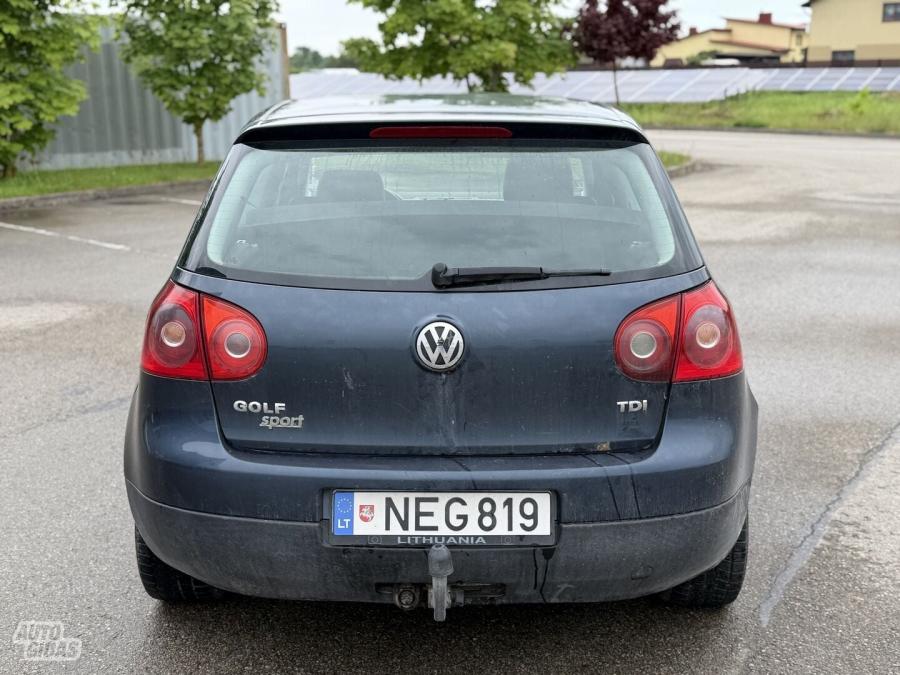 Volkswagen Golf 2004 Panevēža, ar dzinēja tilpumu 1.90 L un nobraukumu 382 tūkst. km par 450 €, foto 8 vietnē AUTOMOTO.COM.LV
