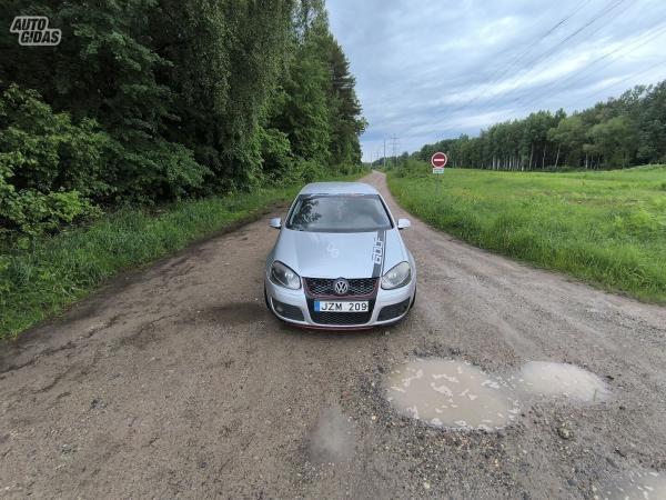 Volkswagen Golf 2004 in Kaunas, with an engine capacity of 1.90 L and mileage of 312 thousand km for 499 €, photo 10 on AUTOMOTO.COM.LV