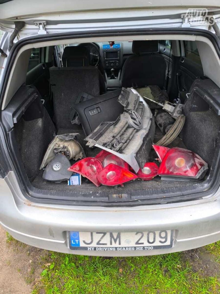 Volkswagen Golf 2004 Kauņa, ar dzinēja tilpumu 1.90 L un nobraukumu 312 tūkst. km par 490 €, foto 15 vietnē AUTOMOTO.COM.LV