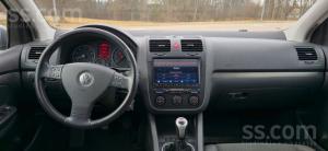 Volkswagen Golf 2004 Cēsis, ar dzinēja tilpumu 2.00 L un nobraukumu 326 tūkst. km par 2050 €, foto 10 vietnē AUTOMOTO.COM.LV