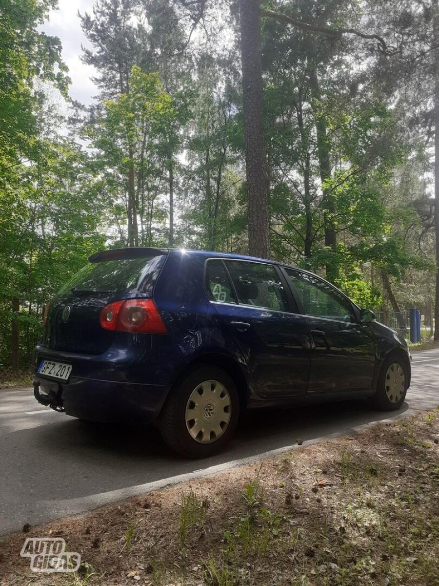 Volkswagen Golf 2004 Kauņa, ar dzinēja tilpumu 1.90 L un nobraukumu 265 tūkst. km par 1000 €, foto 6 vietnē AUTOMOTO.COM.LV