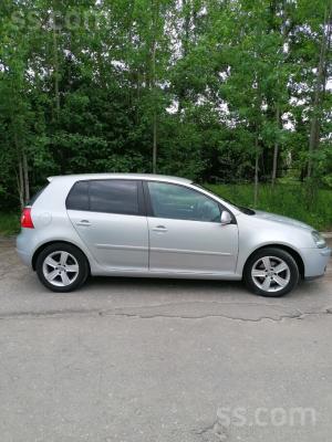 Volkswagen Golf 2004 in Riga, with an engine capacity of 2.00 L and mileage of 212 thousand km for 1850 €, photo 4 on AUTOMOTO.COM.LV