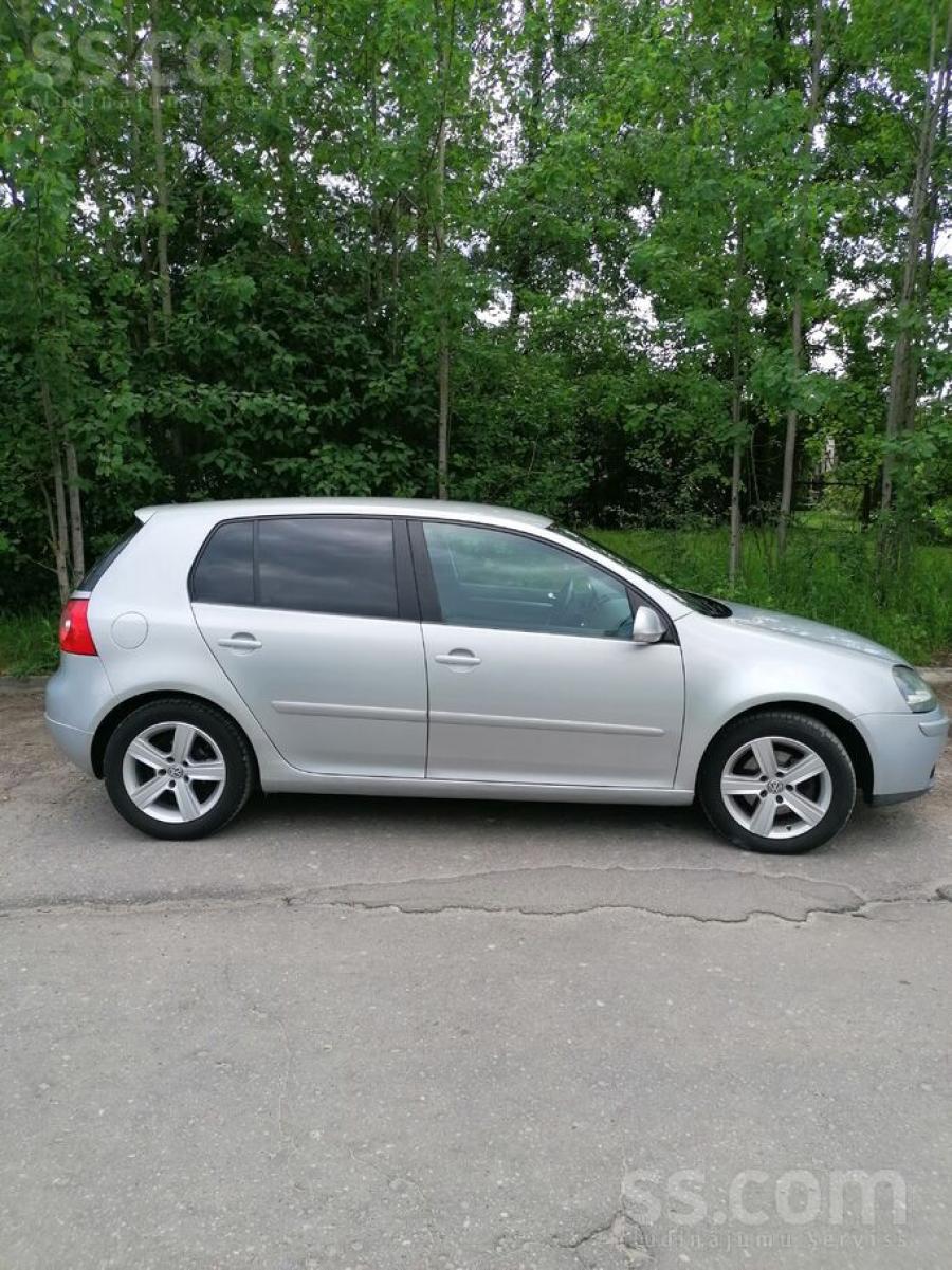 Volkswagen Golf 2004 in Riga, with an engine capacity of 2.00 L and mileage of 212 thousand km for 1850 €, photo 4 on AUTOMOTO.COM.LV