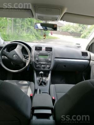 Volkswagen Golf 2004 in Riga, with an engine capacity of 2.00 L and mileage of 212 thousand km for 1850 €, photo 7 on AUTOMOTO.COM.LV
