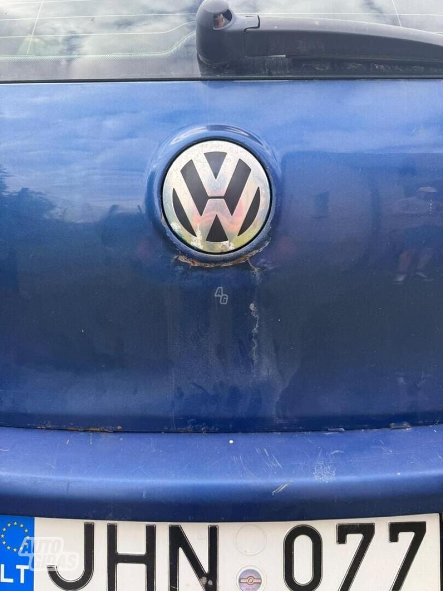 Volkswagen Golf 2004 in Kupiskis, with an engine capacity of 2.00 L and mileage of 410 thousand km for 600 €, photo 9 on AUTOMOTO.COM.LV