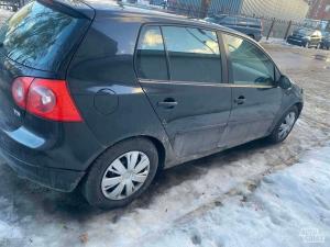 Фольксваген Гольф 2004 в Каунас, объемом двигателя 1.90 л и пробегом 299 тыс. км за 300 €, фото 5 на AUTOMOTO.COM.LV