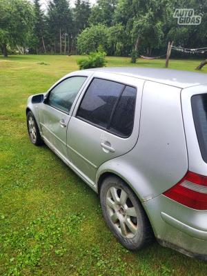 Volkswagen Golf 2004 in Gargzdai, with an engine capacity of 1.90 L and mileage of 340 thousand km for 1300 €, photo 6 on AUTOMOTO.COM.LV