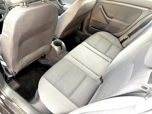 Volkswagen Golf 2004 Tallina, ar dzinēja tilpumu 1.40 L un nobraukumu 260 tūkst. km par 1999 €, foto 10 vietnē AUTOMOTO.COM.LV