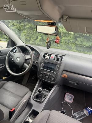 Volkswagen Golf 2004 in Utena, with an engine capacity of 2.00 L and mileage of 349 thousand km for 1200 €, photo 7 on AUTOMOTO.COM.LV
