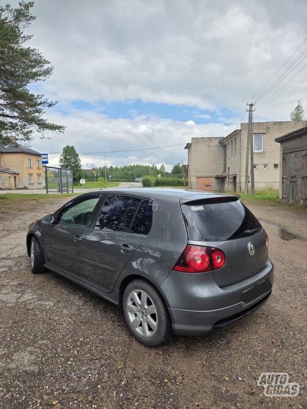 Volkswagen Golf 2004 in Plunge, with an engine capacity of 1.90 L and mileage of 459 thousand km for 999 €, photo 4 on AUTOMOTO.COM.LV