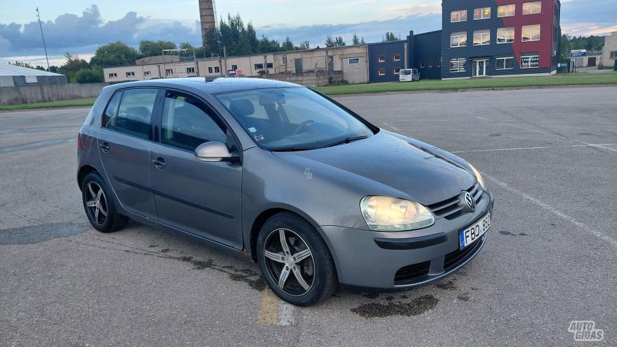 Volkswagen Golf 2004 Mažeikiai, ar dzinēja tilpumu 2.00 L un nobraukumu 256 tūkst. km par 850 €, foto 5 vietnē AUTOMOTO.COM.LV