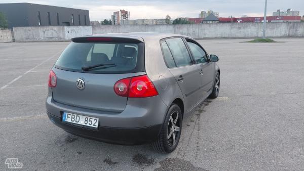 Volkswagen Golf 2004 in Mazeikiai, with an engine capacity of 2.00 L and mileage of 256 thousand km for 850 €, photo 6 on AUTOMOTO.COM.LV