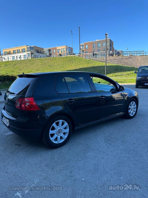 Volkswagen Golf 2004 in Tallinn, with an engine capacity of 1.60 L and mileage of 299 thousand km for 2300 €, photo 2 on AUTOMOTO.COM.LV