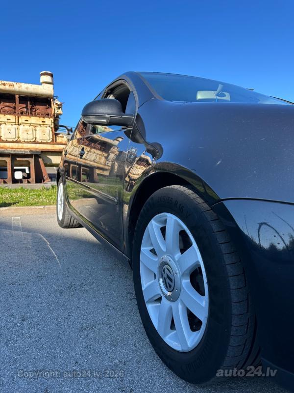 Volkswagen Golf 2004 in Tallinn, with an engine capacity of 1.60 L and mileage of 299 thousand km for 2300 €, photo 3 on AUTOMOTO.COM.LV