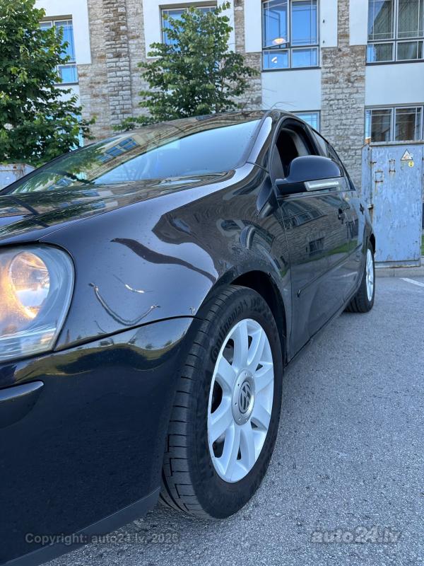 Volkswagen Golf 2004 in Tallinn, with an engine capacity of 1.60 L and mileage of 299 thousand km for 2300 €, photo 4 on AUTOMOTO.COM.LV