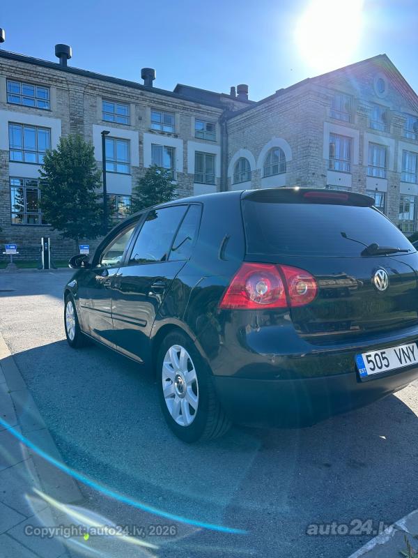 Volkswagen Golf 2004 in Tallinn, with an engine capacity of 1.60 L and mileage of 299 thousand km for 2300 €, photo 7 on AUTOMOTO.COM.LV