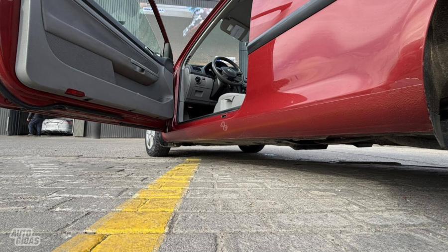 Volkswagen Golf 2004 in Siauliai, with an engine capacity of 1.60 L and mileage of 210 thousand km for 1450 €, photo 9 on AUTOMOTO.COM.LV