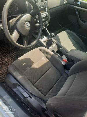 Volkswagen Golf 2004 Prienai, ar dzinēja tilpumu 1.90 L un nobraukumu 40 tūkst. km par 700 €, foto 4 vietnē AUTOMOTO.COM.LV