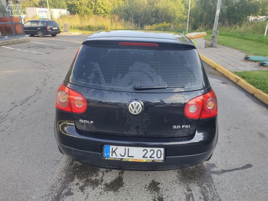 Volkswagen Golf 2004 in Vilnius, with an engine capacity of 2.00 L and mileage of 330 thousand km for 1800 €, photo 4 on AUTOMOTO.COM.LV