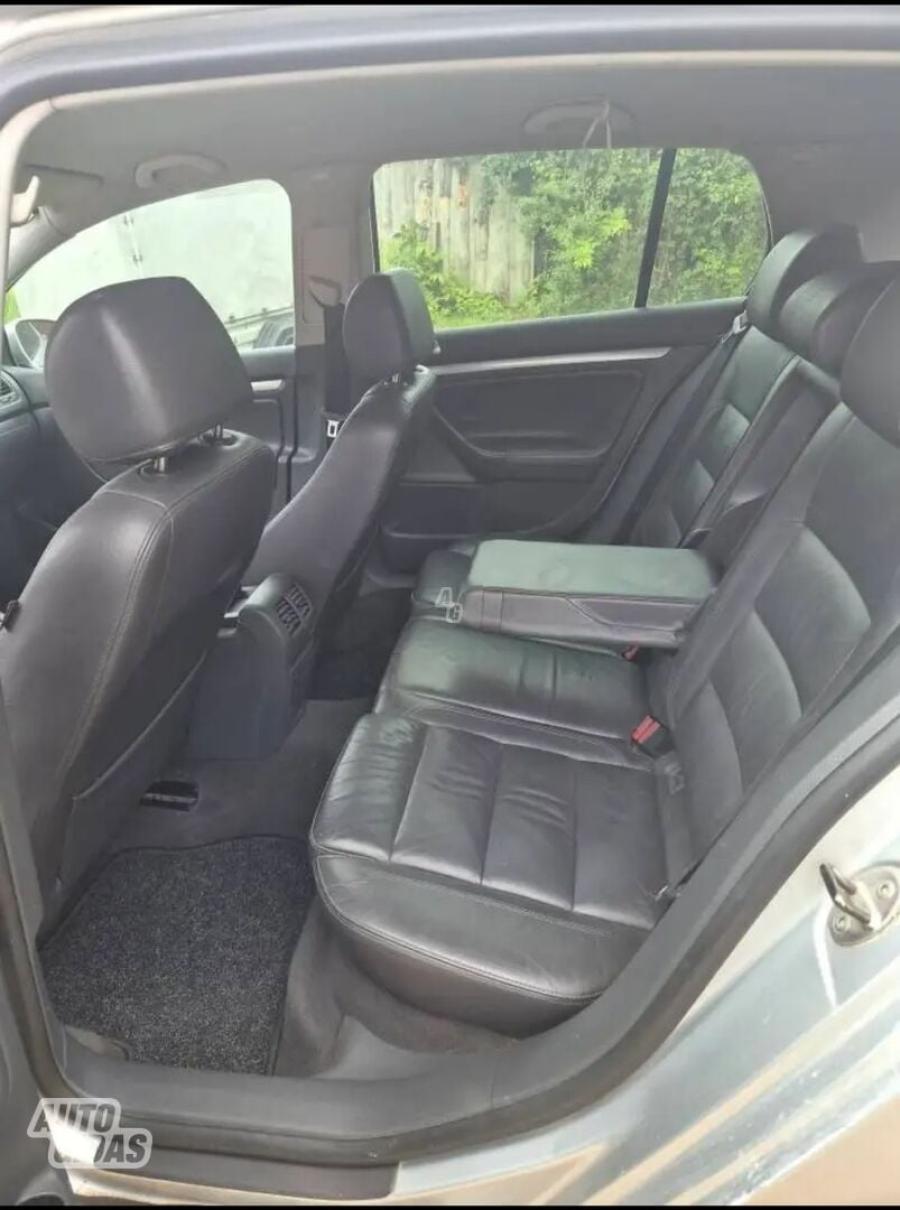 Volkswagen Golf 2004 Anykščiai, ar dzinēja tilpumu 1.90 L un nobraukumu 407 tūkst. km par 1200 €, foto 6 vietnē AUTOMOTO.COM.LV