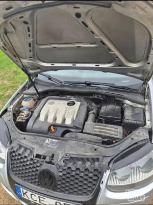 Volkswagen Golf 2004 Anykščiai, ar dzinēja tilpumu 1.90 L un nobraukumu 407 tūkst. km par 1200 €, foto 8 vietnē AUTOMOTO.COM.LV