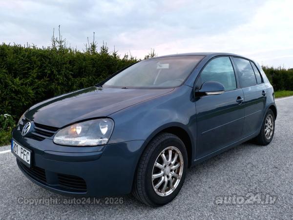 Volkswagen Golf 2004 Tartu, ar dzinēja tilpumu 1.60 L un nobraukumu 340 tūkst. km par 1100 €, foto 1 vietnē AUTOMOTO.COM.LV