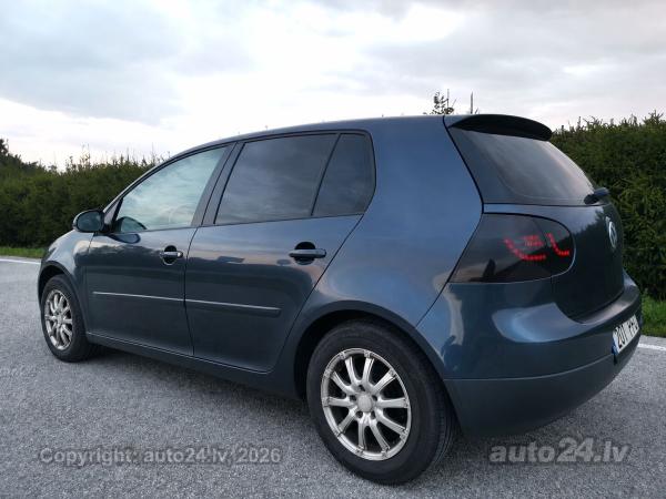 Volkswagen Golf 2004 Tartu, ar dzinēja tilpumu 1.60 L un nobraukumu 340 tūkst. km par 1100 €, foto 5 vietnē AUTOMOTO.COM.LV
