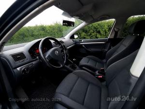 Volkswagen Golf 2004 Tartu, ar dzinēja tilpumu 1.60 L un nobraukumu 340 tūkst. km par 1100 €, foto 7 vietnē AUTOMOTO.COM.LV