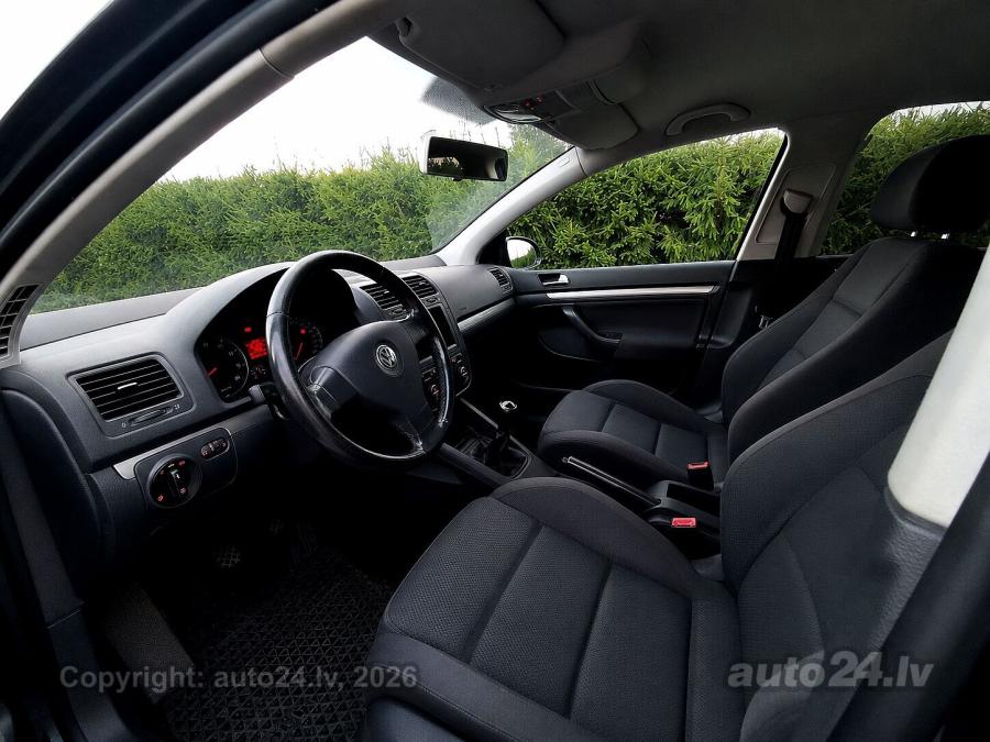 Volkswagen Golf 2004 Tartu, ar dzinēja tilpumu 1.60 L un nobraukumu 340 tūkst. km par 1100 €, foto 7 vietnē AUTOMOTO.COM.LV