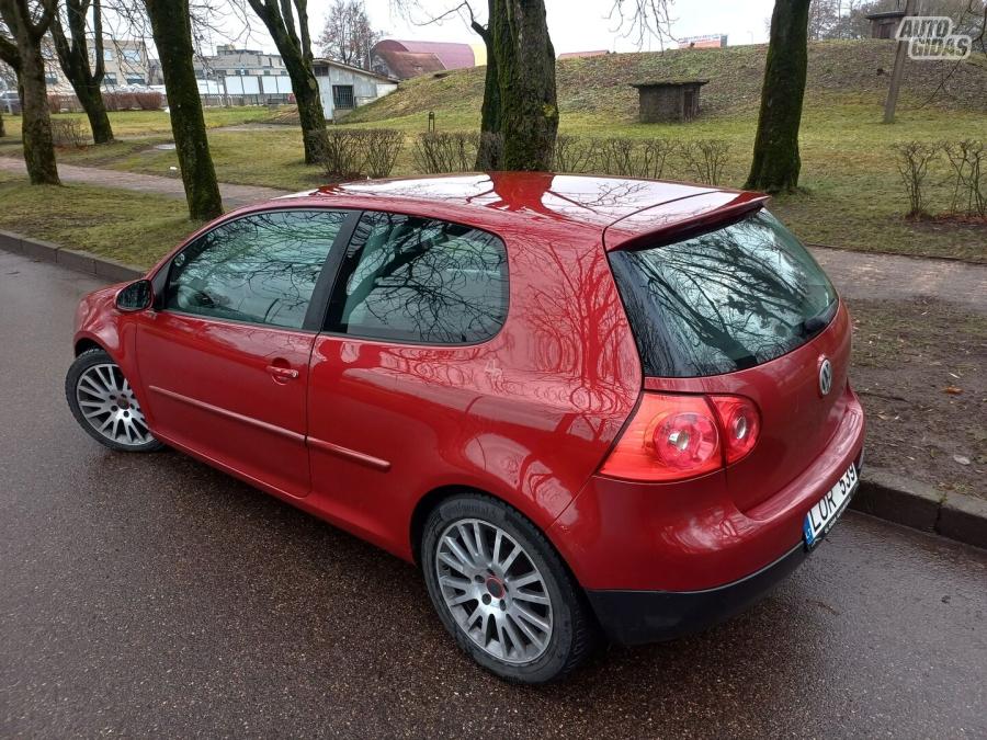 Volkswagen Golf 2005 Kauņa, ar dzinēja tilpumu 2.00 L un nobraukumu 312 tūkst. km par 2100 €, foto 6 vietnē AUTOMOTO.COM.LV