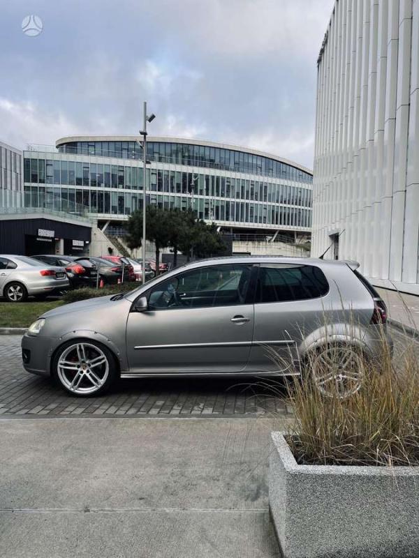 Volkswagen Golf 2005 Viļņa, ar dzinēja tilpumu 0.00 L un nobraukumu 250 tūkst. km par 5999 €, foto 6 vietnē AUTOMOTO.COM.LV