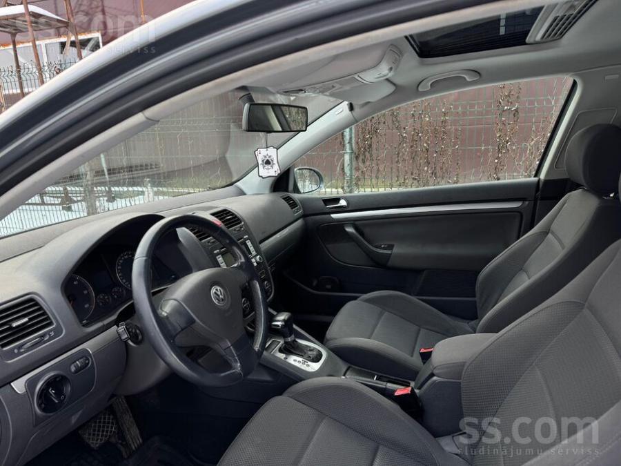 Volkswagen Golf 2005 in Riga, with an engine capacity of 1.90 L and mileage of 262 thousand km for 1650 €, photo 7 on AUTOMOTO.COM.LV