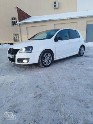 Volkswagen Golf 2005 Viļņa, ar dzinēja tilpumu 1.90 L un nobraukumu 422 tūkst. km par 1650 €, foto  vietnē AUTOMOTO.COM.LV