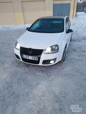 Volkswagen Golf 2005 Viļņa, ar dzinēja tilpumu 1.90 L un nobraukumu 422 tūkst. km par 1650 €, foto 3 vietnē AUTOMOTO.COM.LV