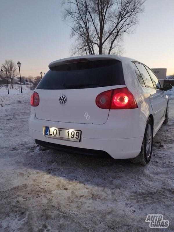 Volkswagen Golf 2005 in Vilnius, with an engine capacity of 1.90 L and mileage of 422 thousand km for 1650 €, photo 4 on AUTOMOTO.COM.LV